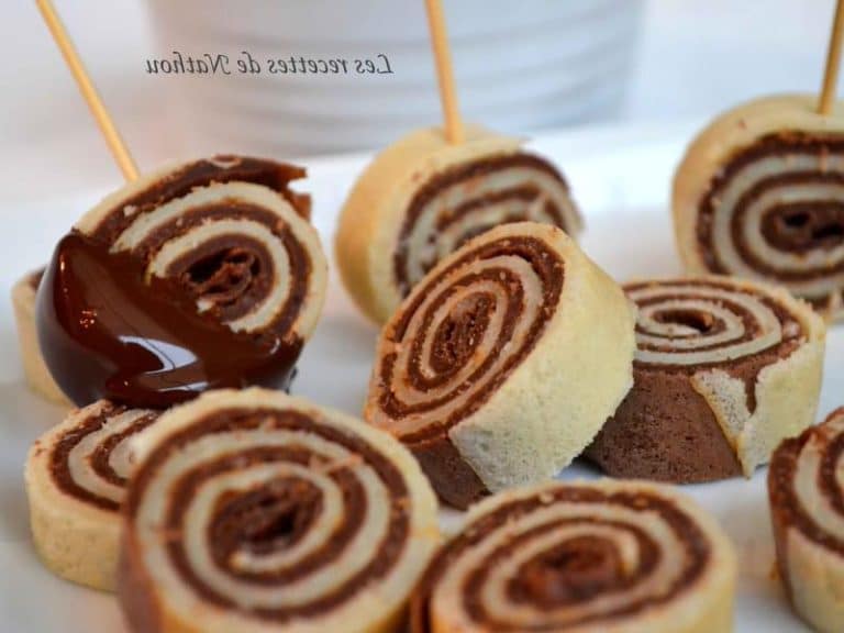 Delicious Chocolate Fondue & Crêpe Rolls Recipe - Must Try! - Belles ...
